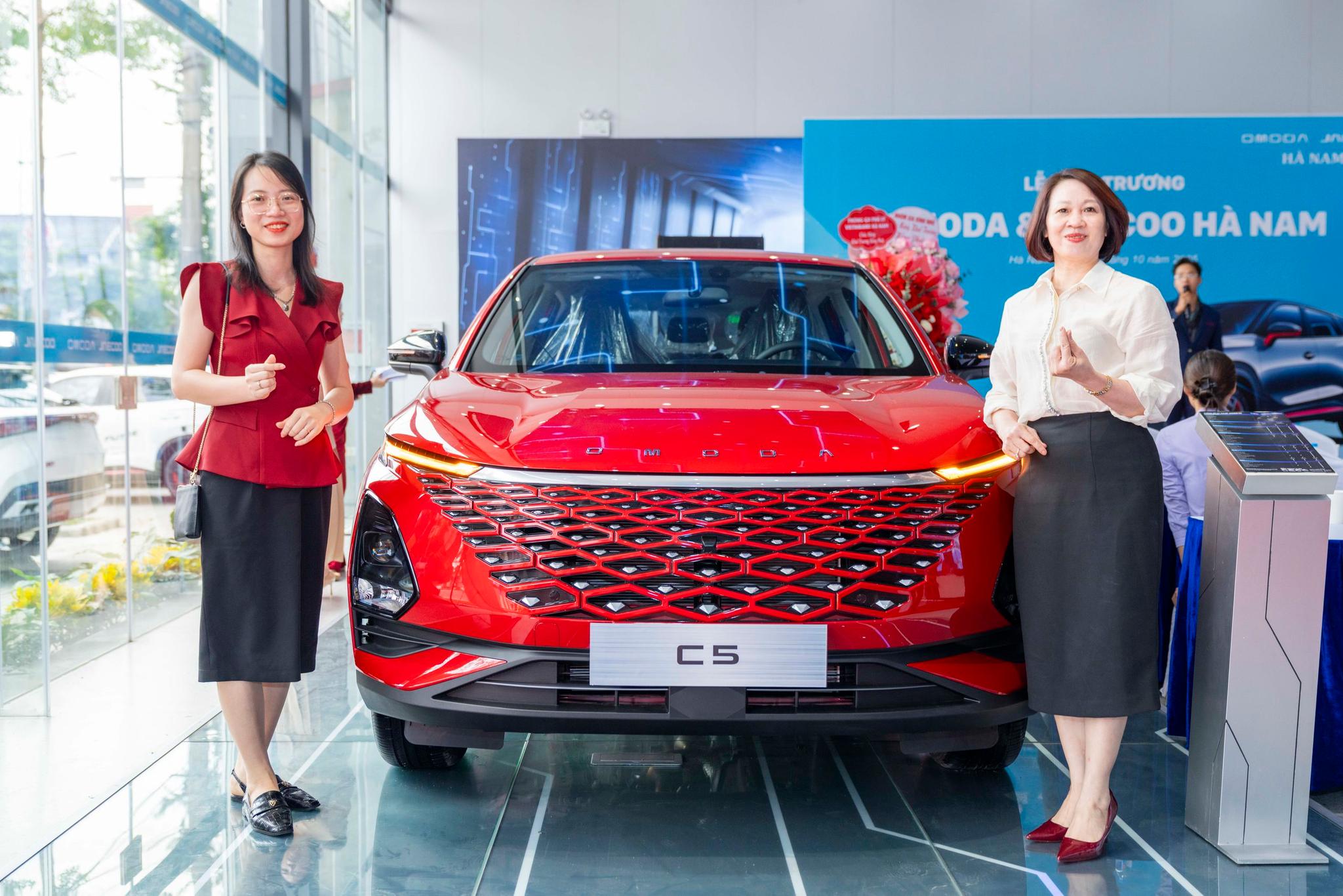 Omoda C5 – Mẫu xe được độc giả yêu thích nhất Car Award 2025 và sức hút ...